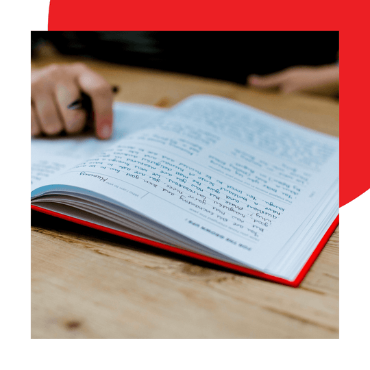 Year 9 – Colour Chronicles